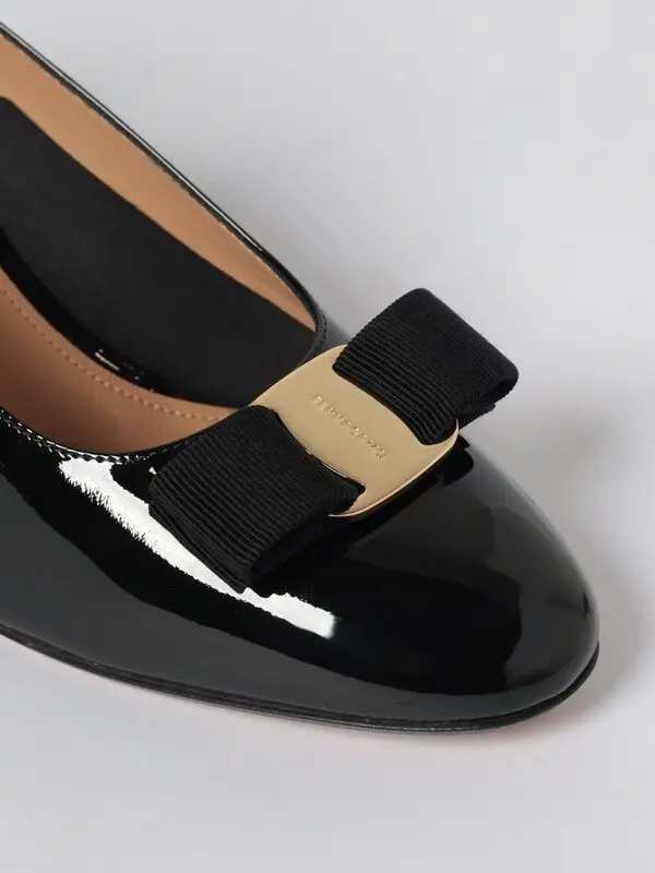 FERRAGAMO Court Shoes Colour