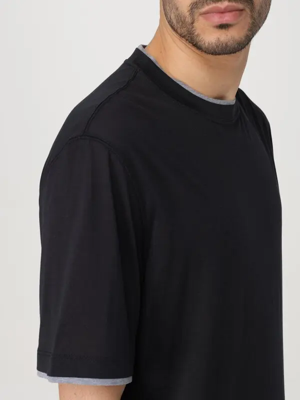 Brunello Cucinelli T-shirt Colour