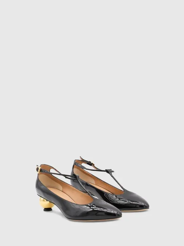 FERRAGAMO Court Shoes Colour