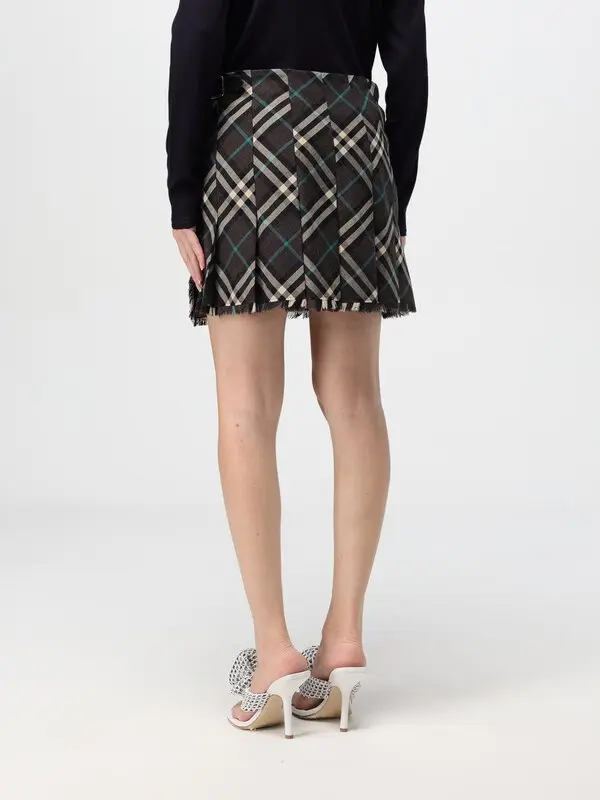 Burberry Skirt Colour