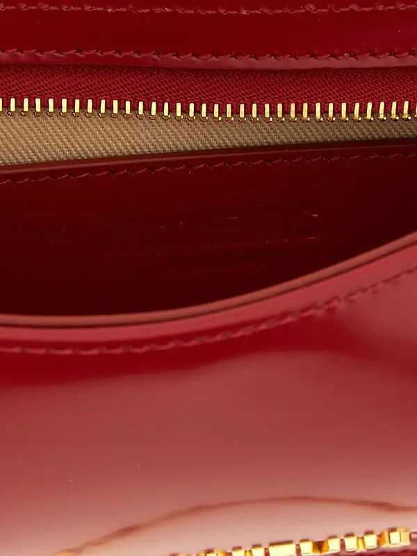 Jacquemus Le Petit Bisou Patent Leather Shoulder Bag With Chain Handle - Red