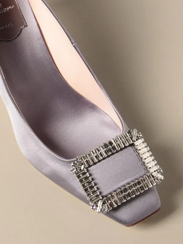 ROGER VIVIER Trompette Court Shoes In Satin With Crystal Buckle - Pearl