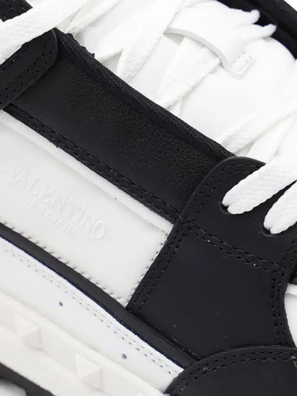 Valentino Garavani Trainers Colour - Black