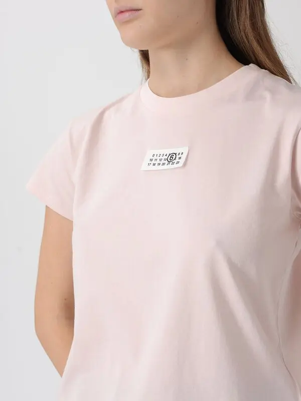MAISON MARGIELA T-shirt Colour