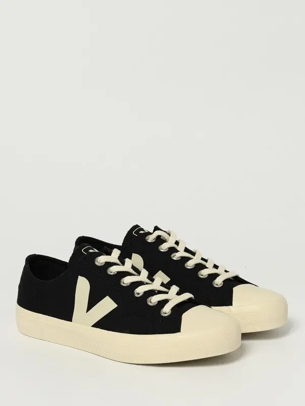 VEJA Trainers Colour