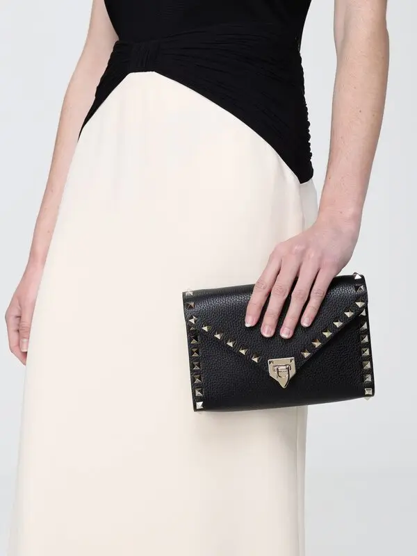 Valentino Garavani Rockstud Grained Leather Clutch