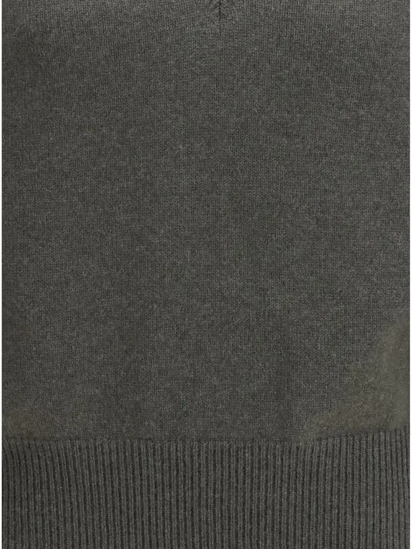 SA SU PHI Pure Cashmere V-neck Sweater