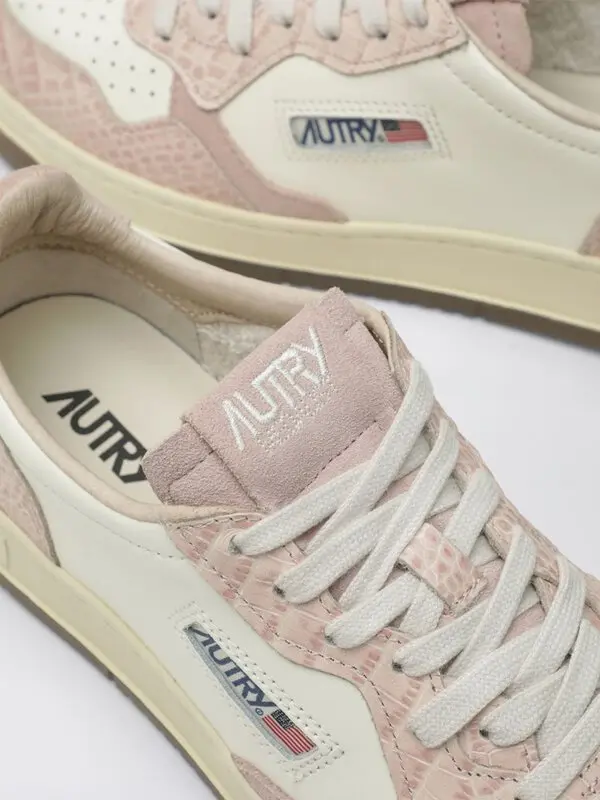 AUTRY Medalist Low Super Vintage Leather And Suede Sneakers - Pink