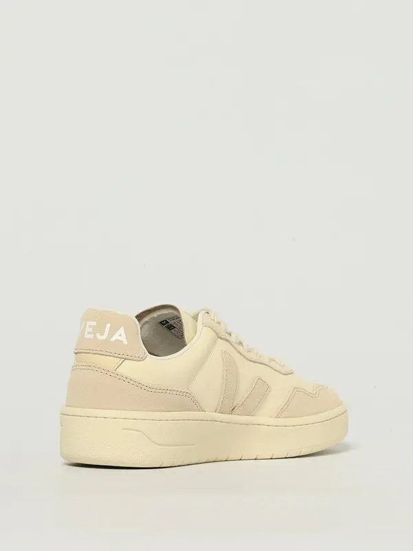 VEJA Trainers Colour