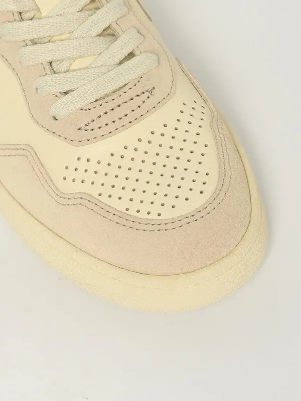 VEJA Trainers Colour