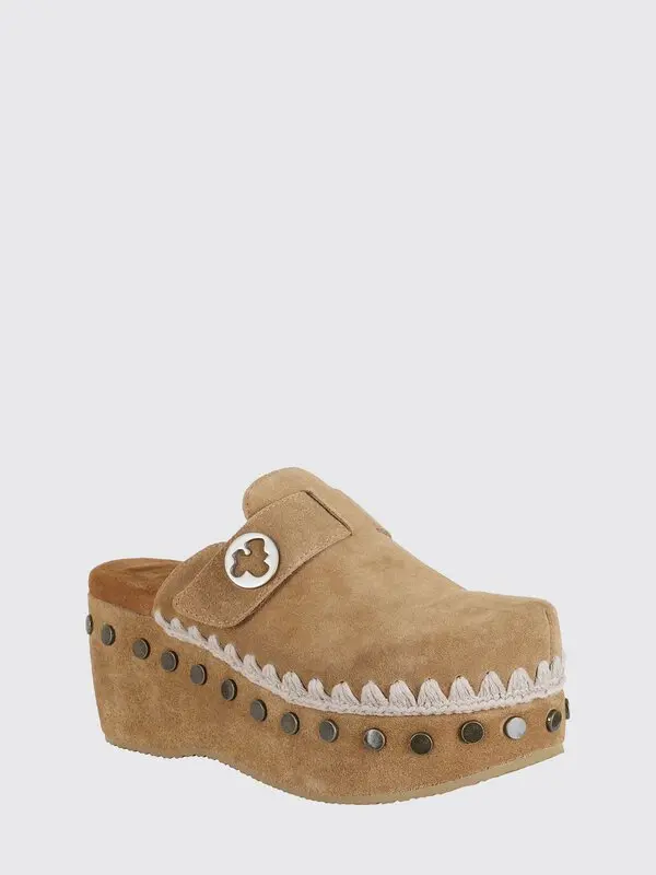 Mou Plain Suede Clogs With Studs
