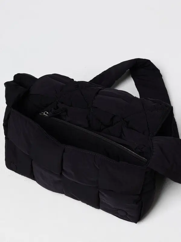 Bottega Veneta Shoulder Bag Colour