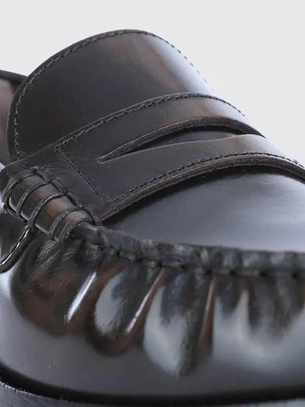 ALOHAS Rivet Brushed Leather Loafers With Strap