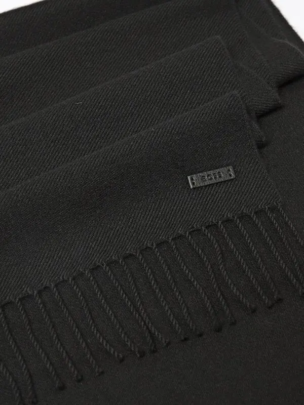 Hugo Scarf Colour