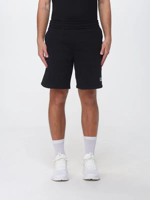 EA7 Shorts Colour