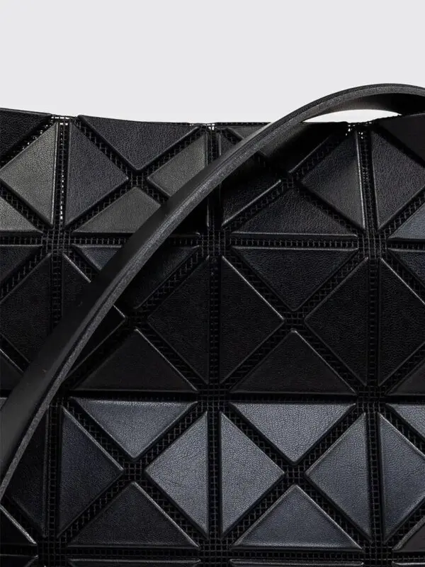 Issey Miyake Shoulder Bag Colour
