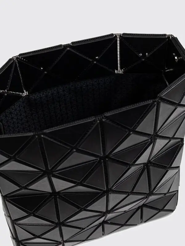 Issey Miyake Shoulder Bag Colour