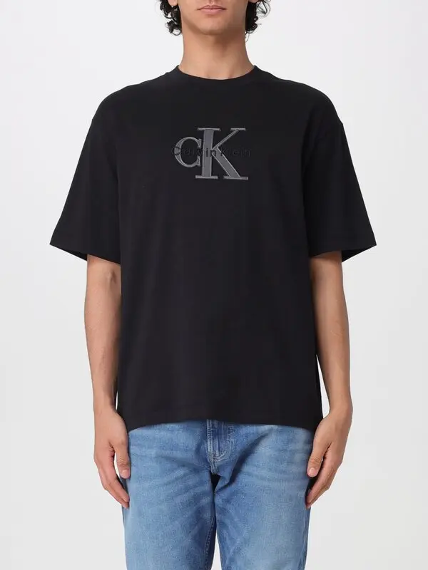 Calvin Klein T-shirt