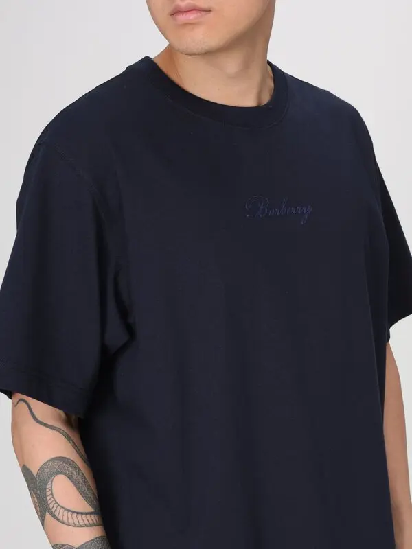 Burberry T-shirt Colour