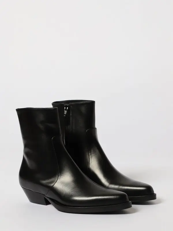 ANNA F. Boots Colour