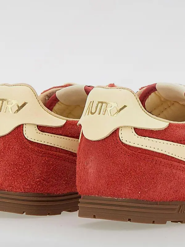 AUTRY Low Top Sneakers - Red