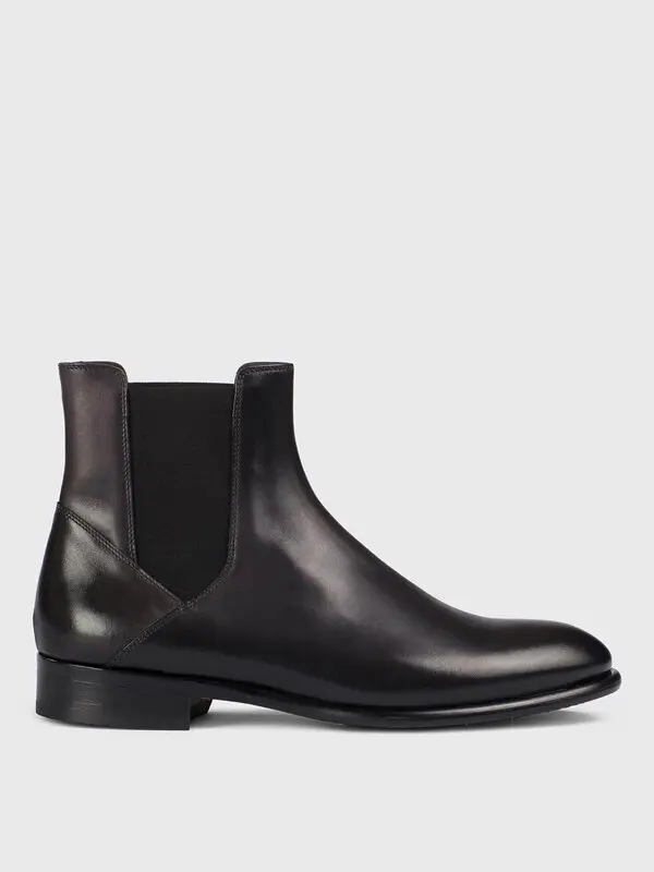 DOUCAL'S Chelsea Boots
