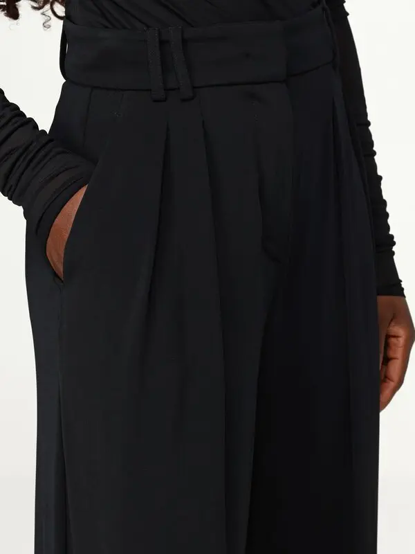 Max Mara Trousers Colour