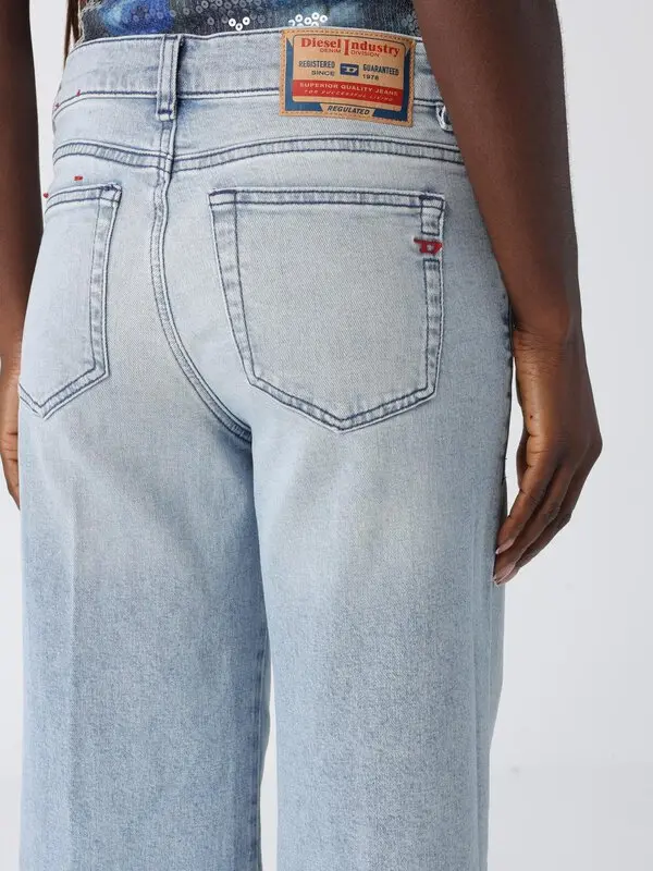 DIESEL® Jeans Colour