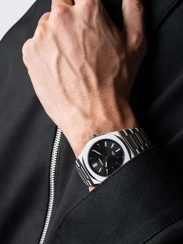 D1 MILANO Stainless Steel Bracelet Watch With Quartz Movement