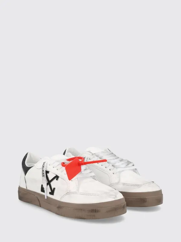 Off-White Vulcanized Low-top Sneakers In Crackled Leather With Side Arrow Logo