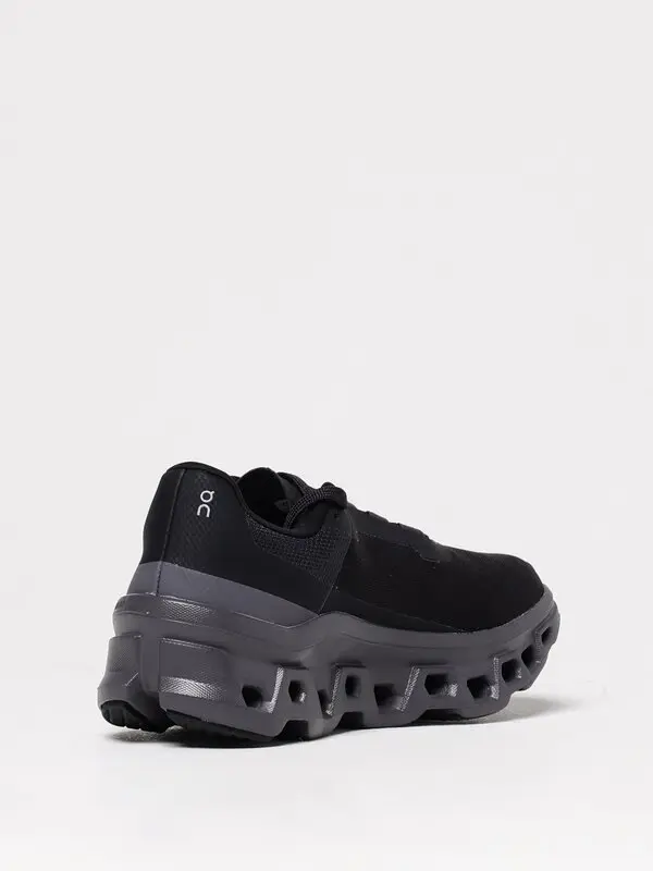 On Trainers Colour