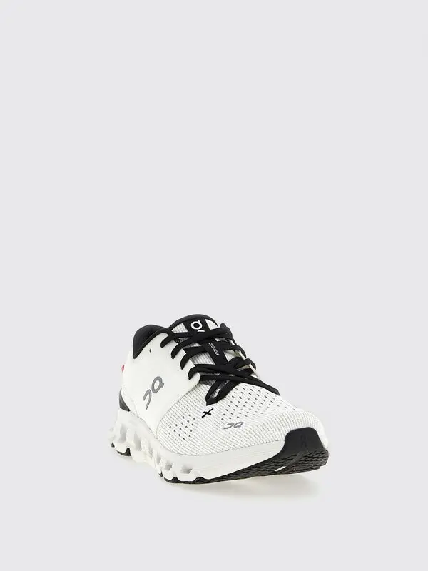 On Trainers Colour
