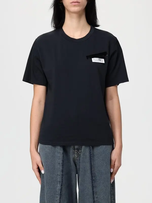 MAISON MARGIELA T-shirt Colour - Black