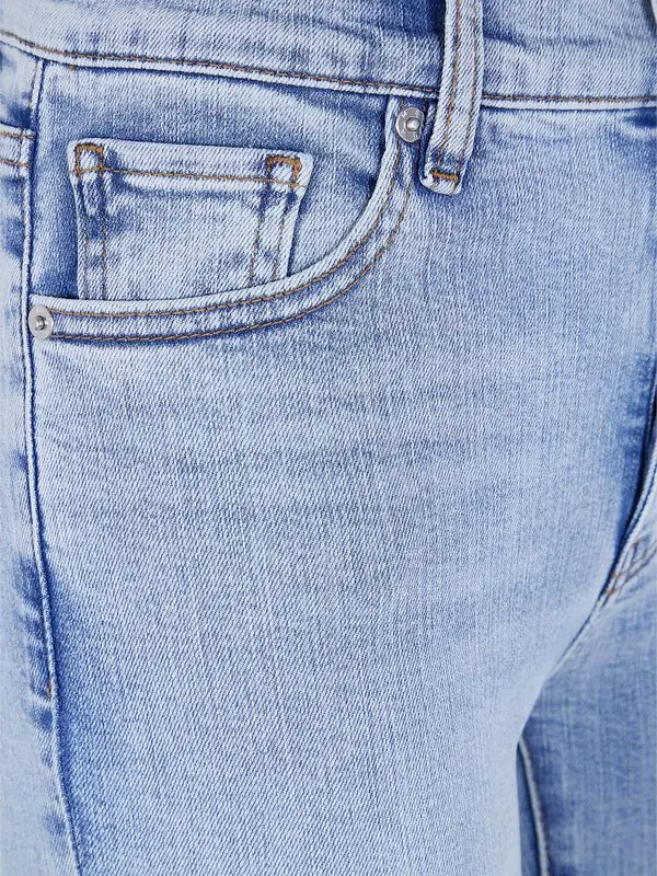 FRAME Cropped Fit Denim Jeans