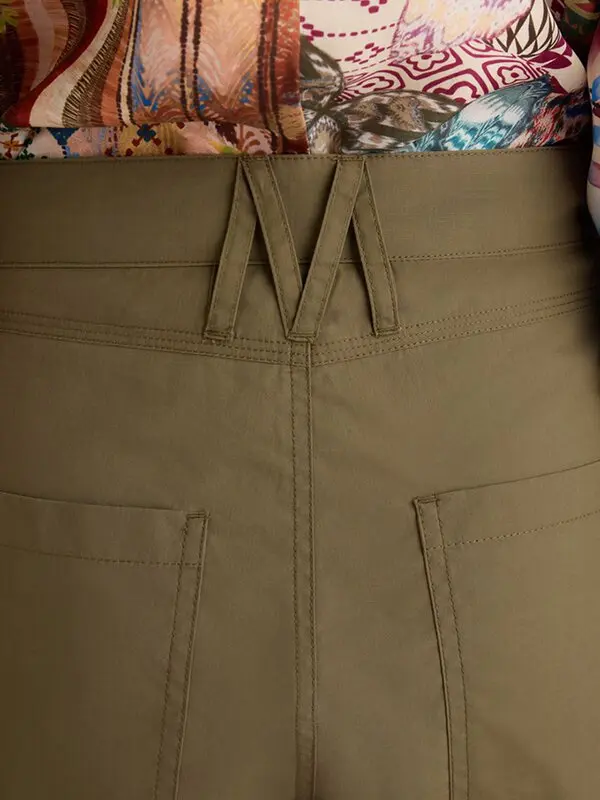 Momoni High-waisted Cropped Cotton Pants With Slash Pockets