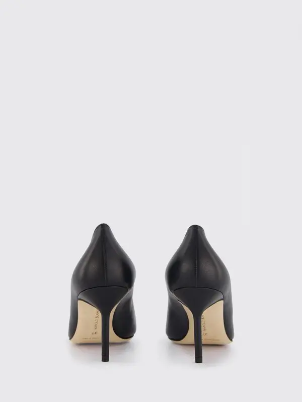 Manolo Blahnik Tora Suede Almond-toe Pumps - Black