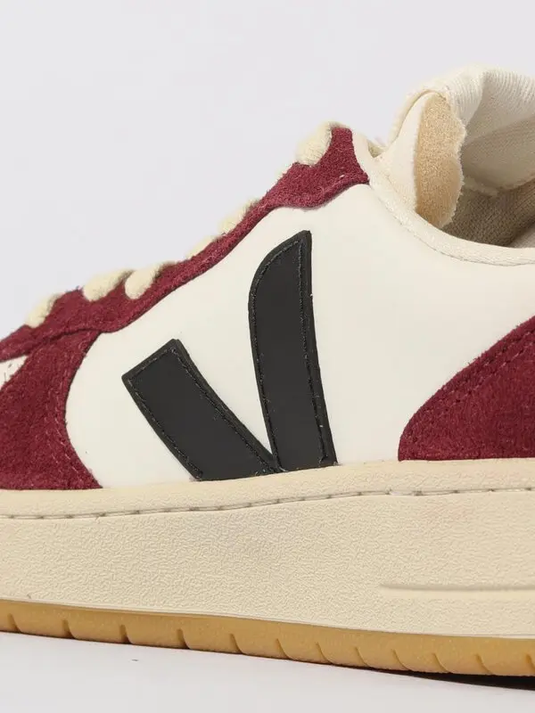 VEJA Trainers Colour