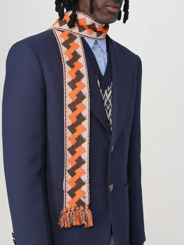 Valentino Garavani Scarf Colour