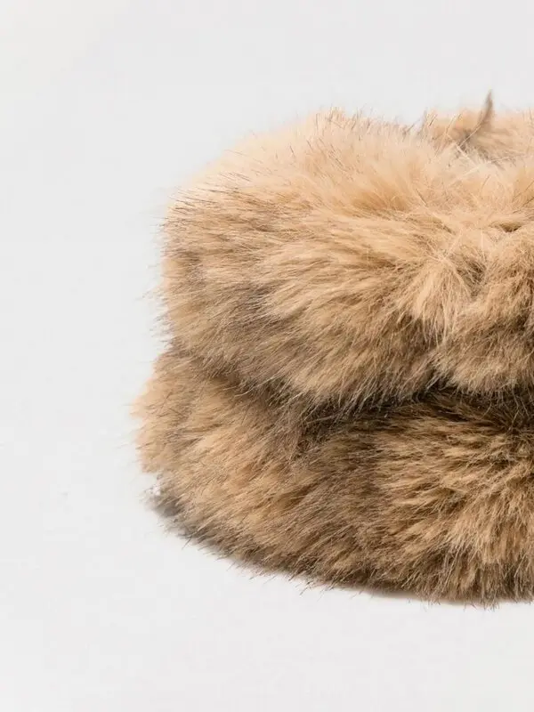 BY MALENE BIRGER Furry Gloves