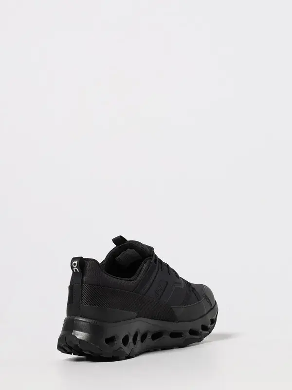 On Trainers Colour