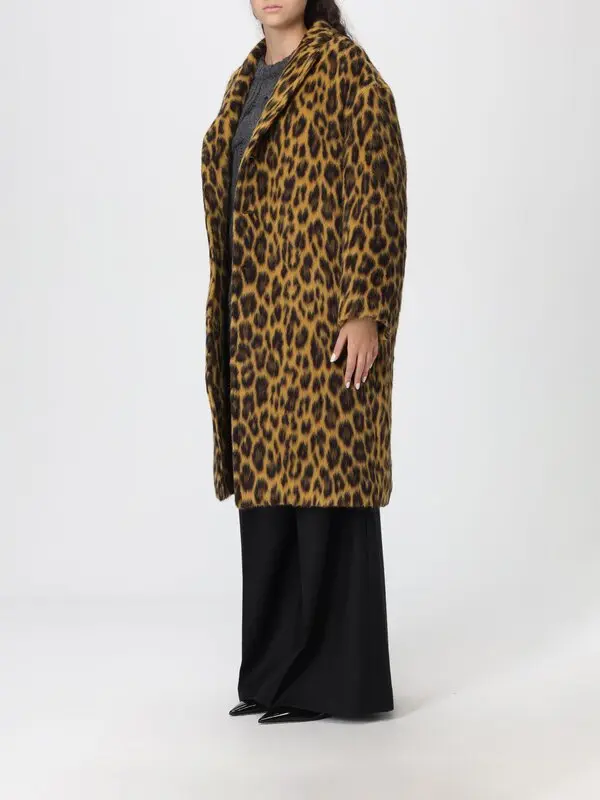 Bottega Veneta Coat Colour
