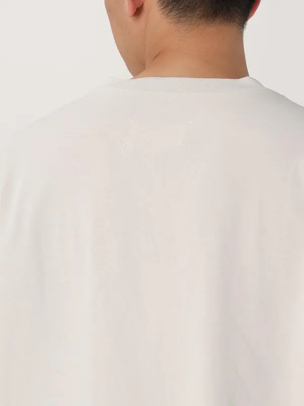 MAISON MARGIELA T-shirt Colour