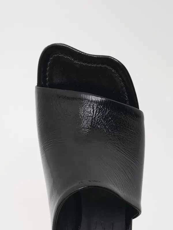 POEVE Leather Mules
