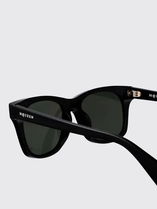 Alexander McQueen Square Sunglasses In Acetate With Engraved Contrast Logo