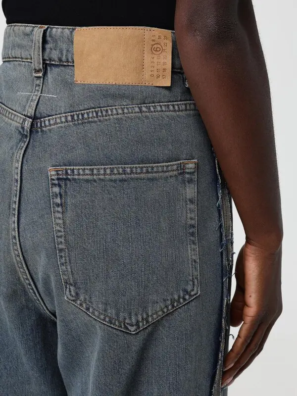 MAISON MARGIELA Jeans Colour