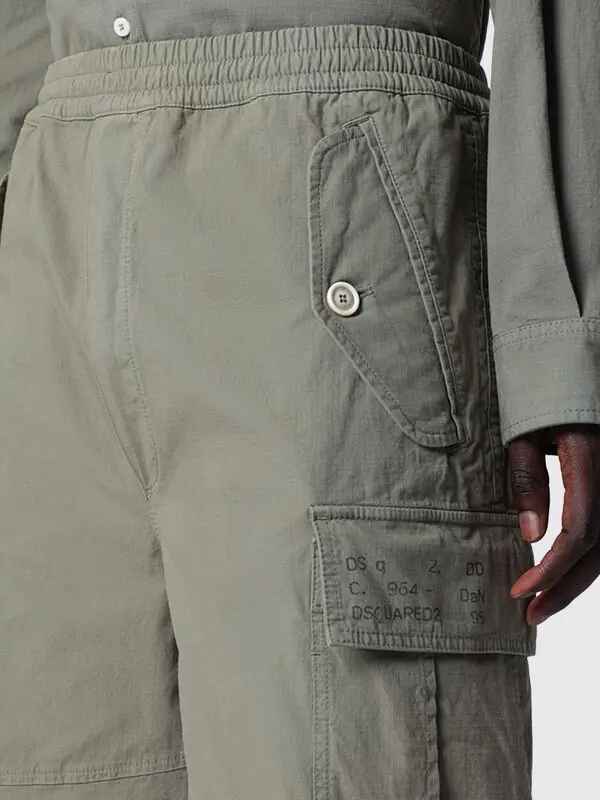 Dsquared2 Knee-length Cargo Shorts In Cotton With An Elasticated Waist