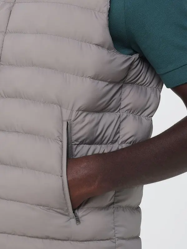 Herno Quilted And Padded Technical Fabric Gilet With High Neck - Grey