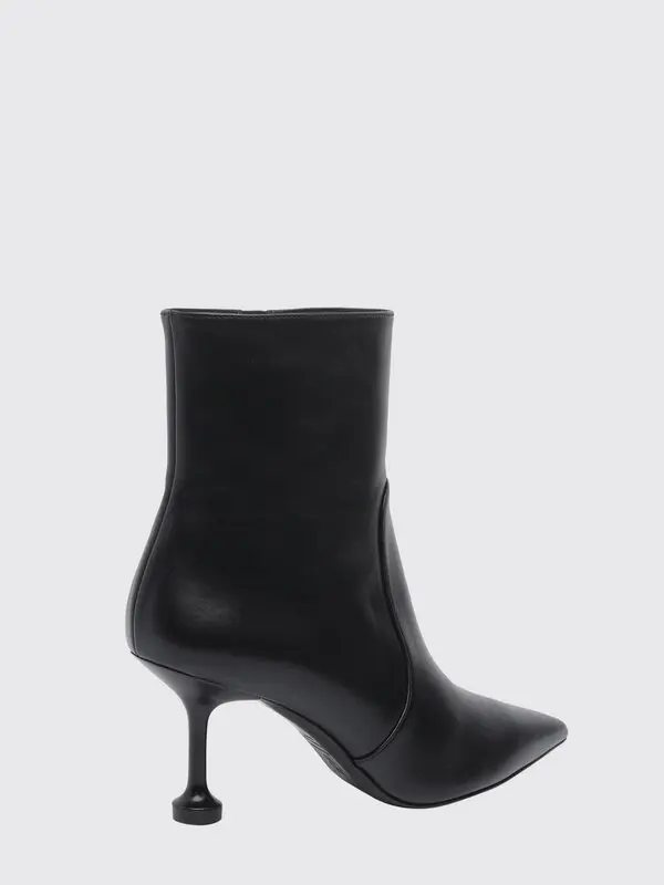 STUART WEITZMAN Boots Colour