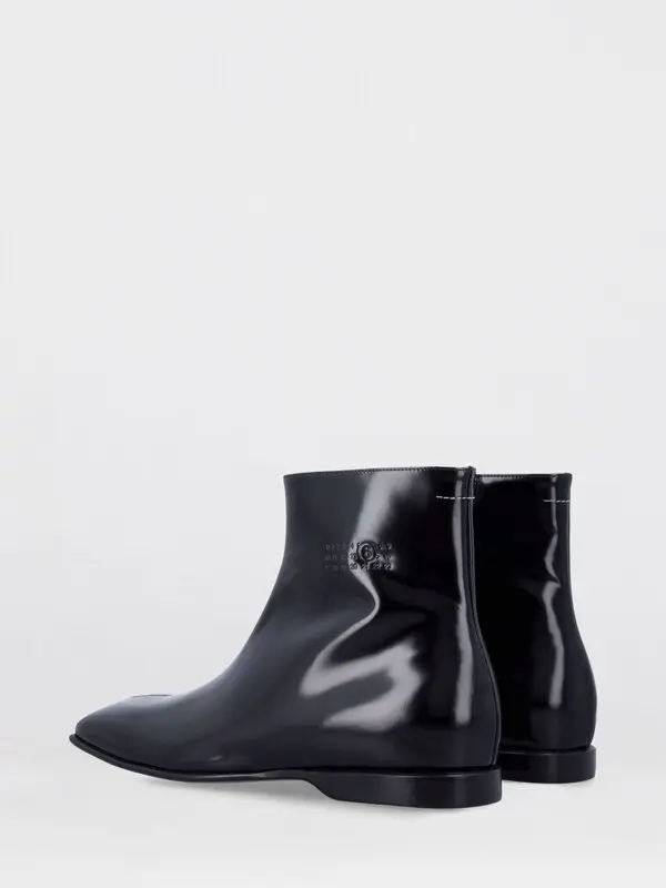 MAISON MARGIELA Boots Colour