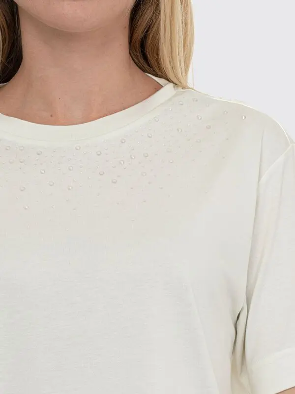 EA7 T-shirt